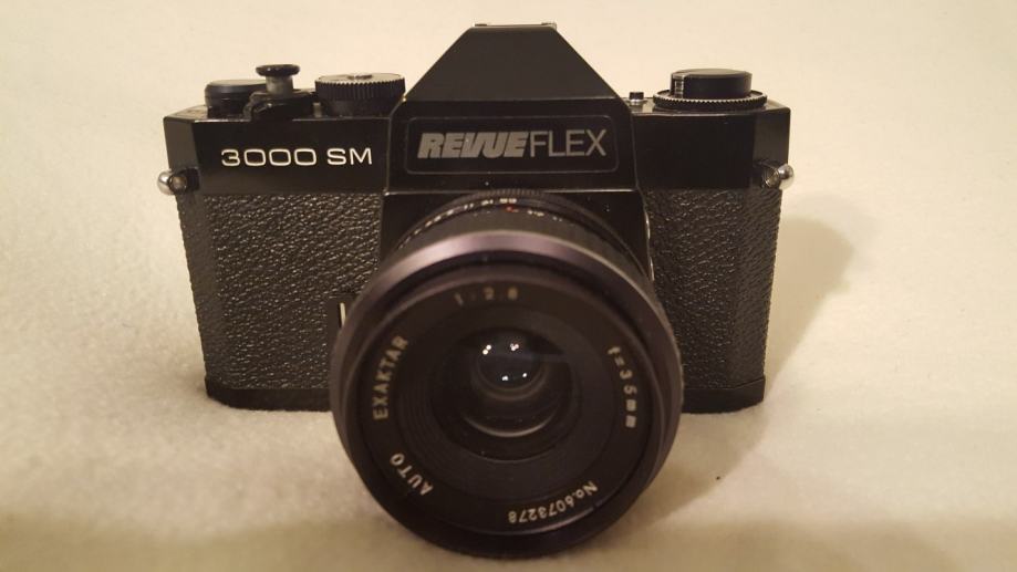 RevueFLEX 3000SM s objektivom EXAKTAR 35mm 1:2.8