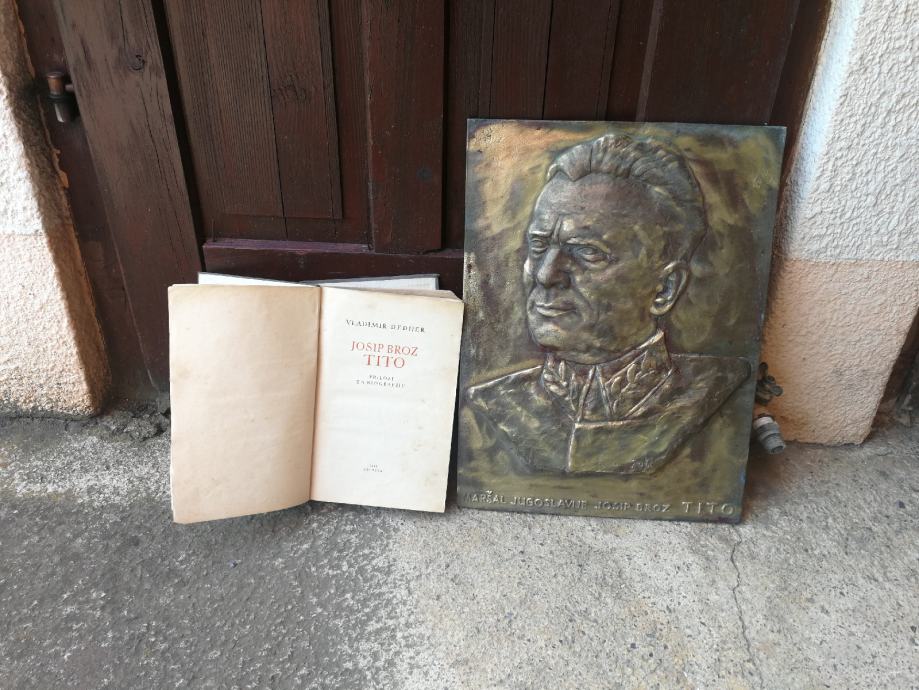 TITO SLIKA i KNJIGA JOSIP BROZ TITO - V. DEDIJEV