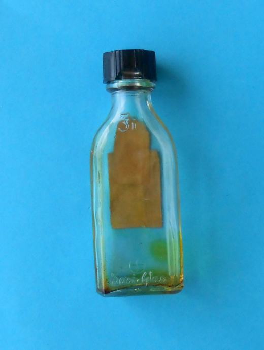ČAR ZAGREB fino ulje za kosu * stara staklena bočica prije 2 svj. rata