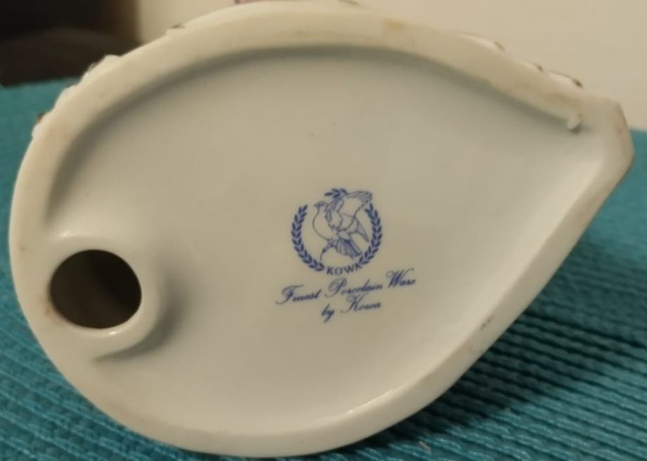 dama s šeširom - Kowa porculanska figura