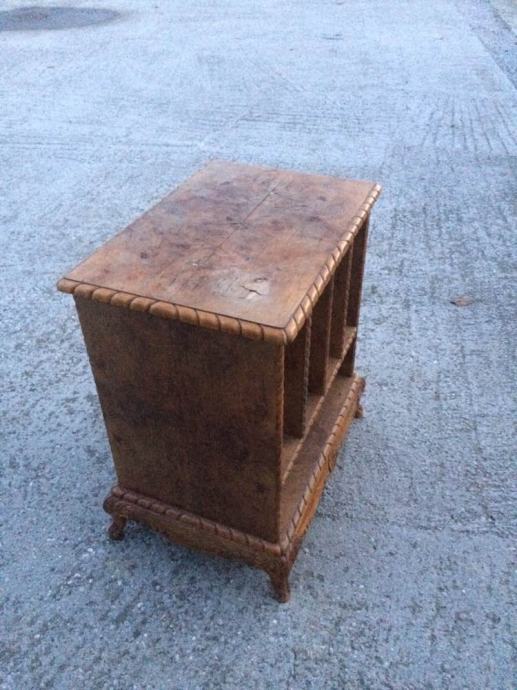 ***POLIČAR ZA NOTE***