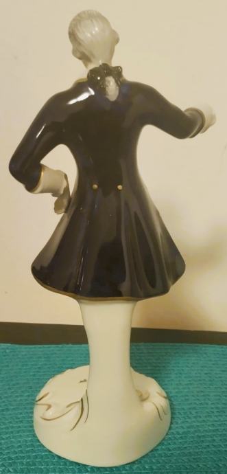 porculanska figura Royal Dux