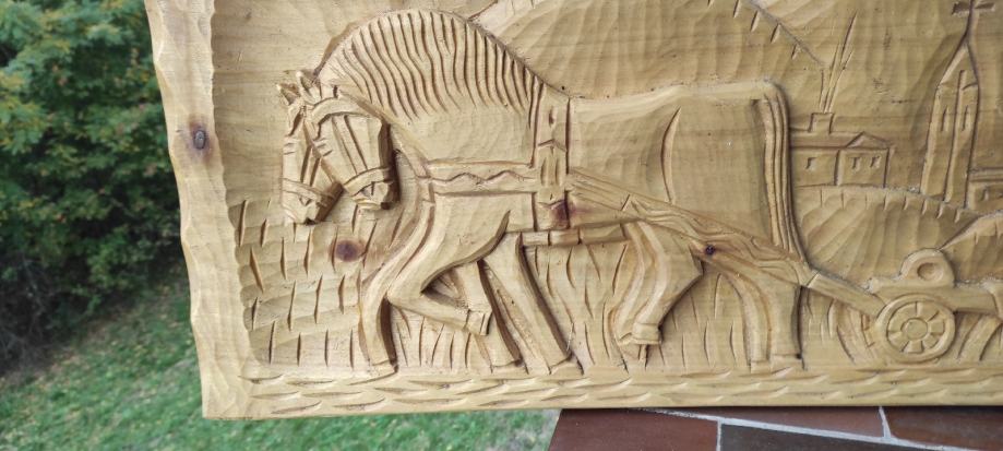 Slika rezbareno drvo