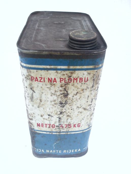 STARA LIMENKA OD MOTORNOG ULJA RIJECKE RAFINERIJE IZ 60 GODINA