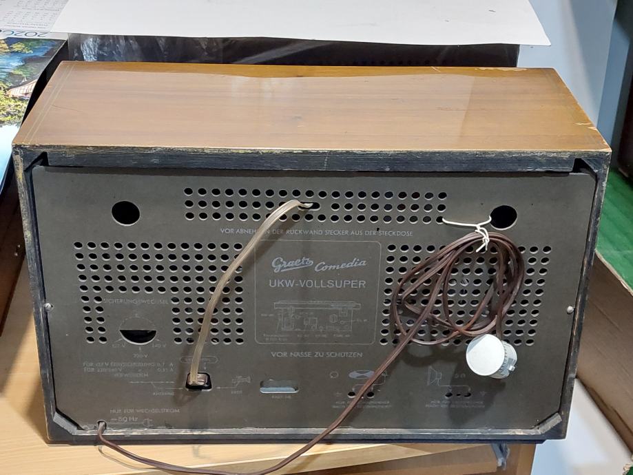 Stari radio Graetz Comedia UKV 1956., Zagreb, Trešnjevka