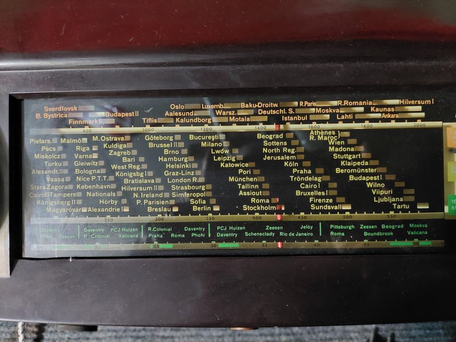 Stari radio Philips Arioso, 1937.