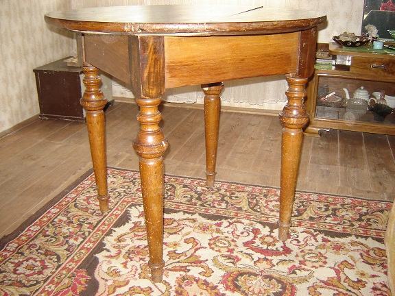 Stol i dvije stolice Secesija