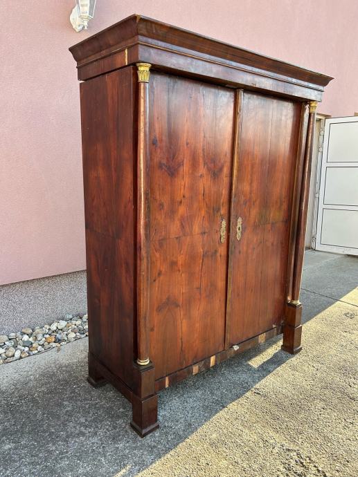 VELIKI BIDERMAJER ORMAR NA KAJLE