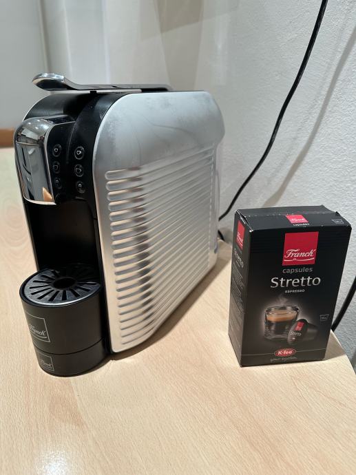 Franck K-Fee aparat za kavu + Stretto kapsule (16 kom.)