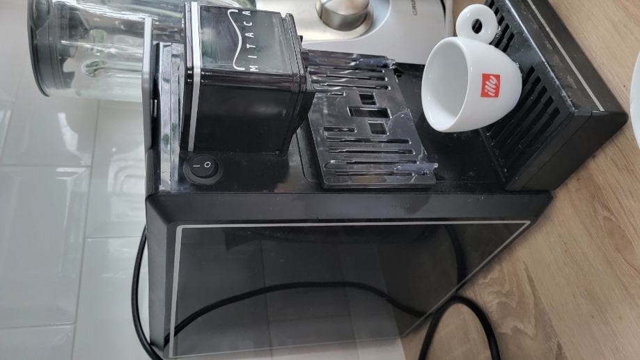 Mitaca caffe aparat, gratis paket kave illy