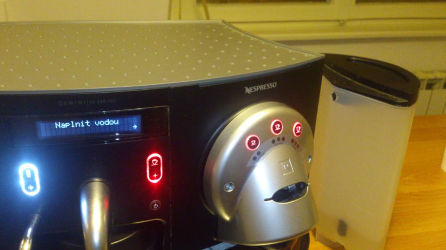 Nespresso Gemini CS220 Pro