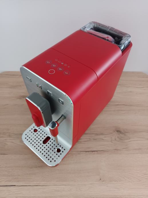 *PRILIKA* SMEG aparat za kavu NOVO