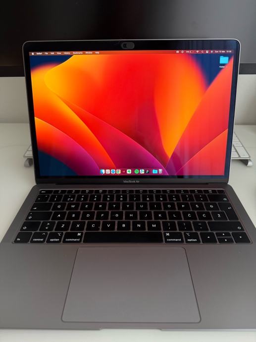 Apple MacBook Air 13-inch 2019 Retina