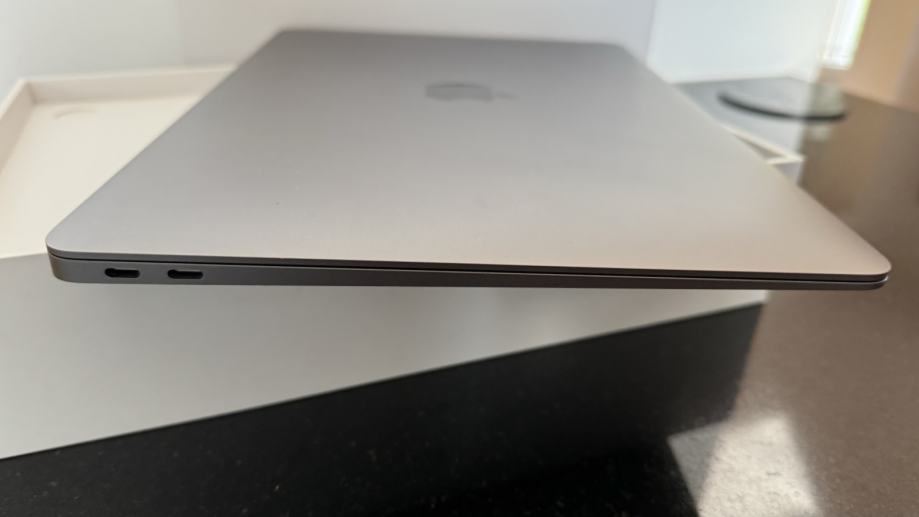 Apple Macbook Air M1 Space gray