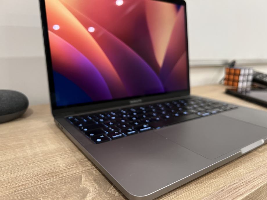 Apple Macbook Pro M1 13 - 16GB / 512GB