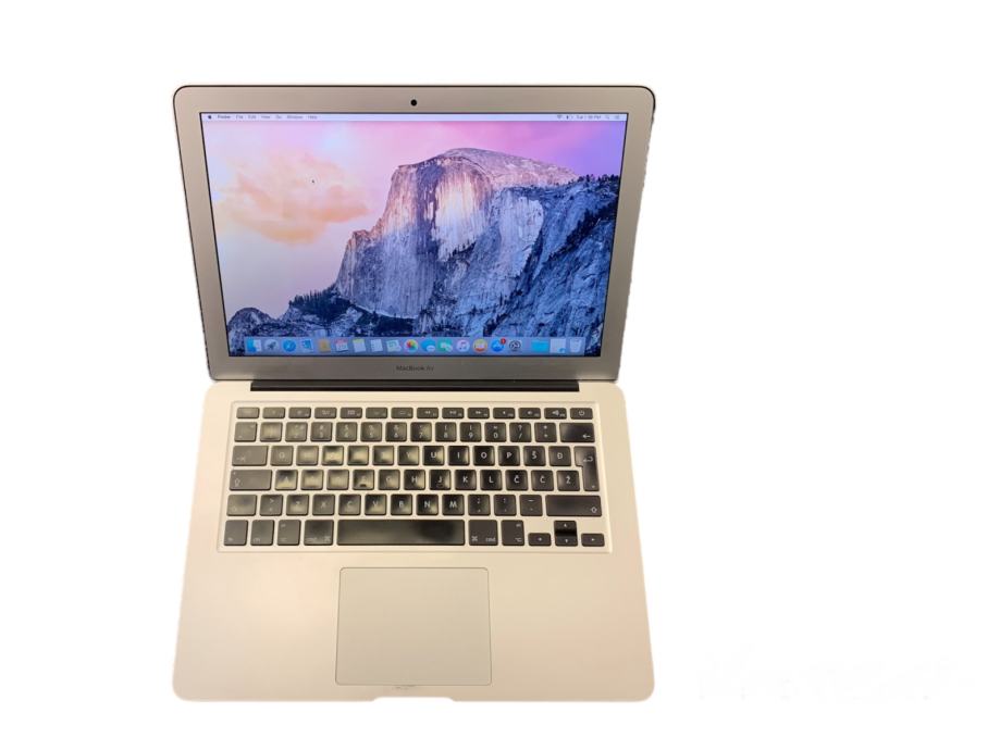 MACBOOK AIR A1466 (13-inch, Early 2015) 4GB/256GB + PUNJAČ / R1, RATE!