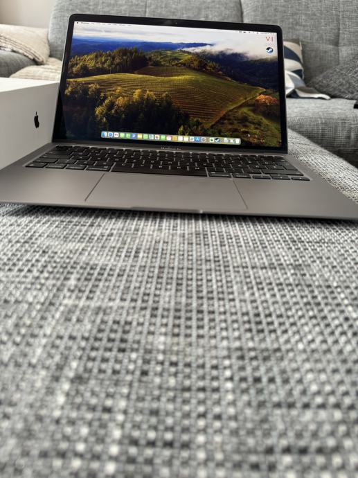Macbook Air M1, 256 GB SSD, 8 GB RAM