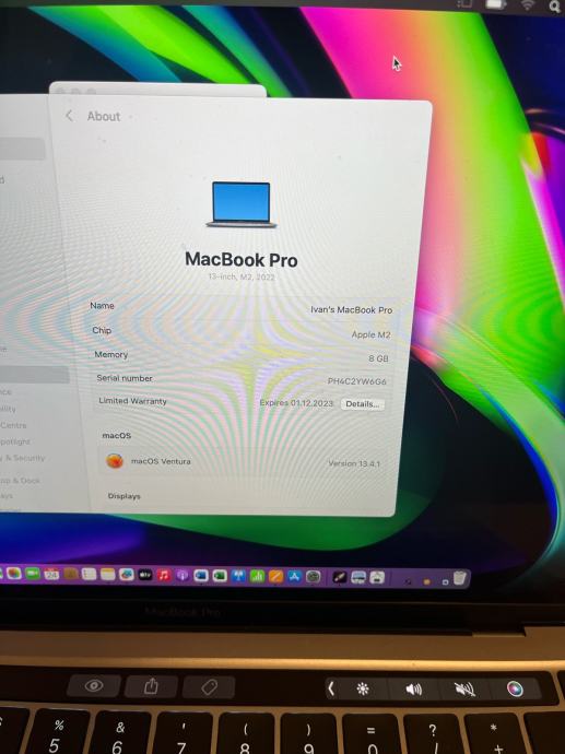 MacBook Pro M2 2022, novo