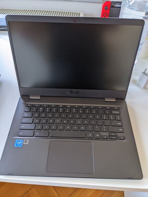 **NOVO** Asus Chromebook C423N za studente