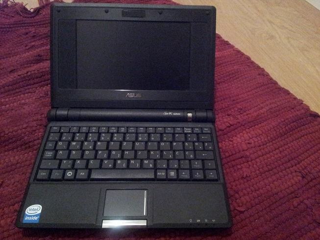 AKCIJA! ASUS eee 700 (4G Surf)