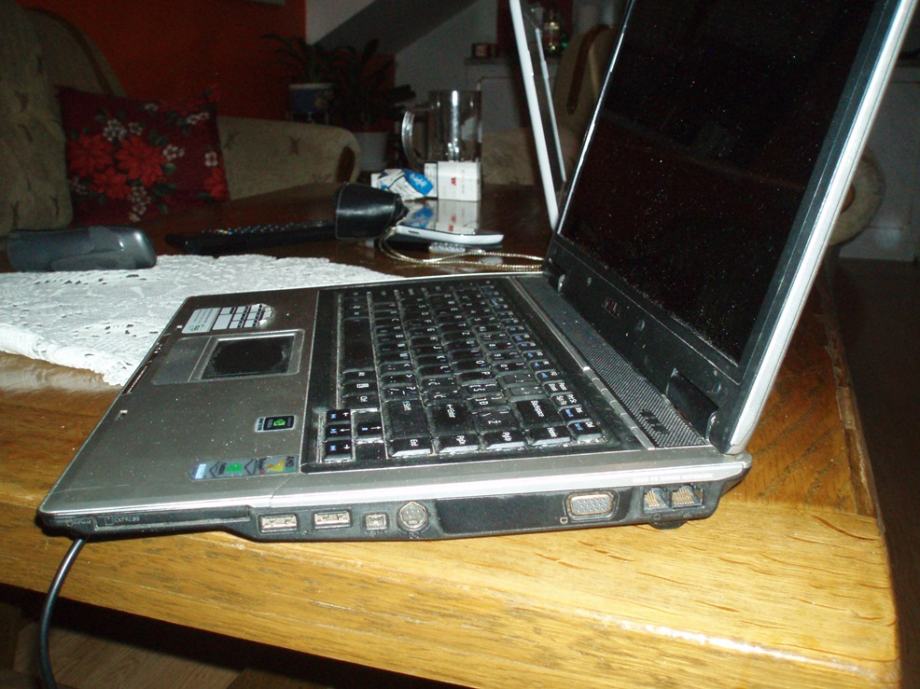 LAPTOP asus F3M DUAL CORE.MOGUČA ZAMIJENA