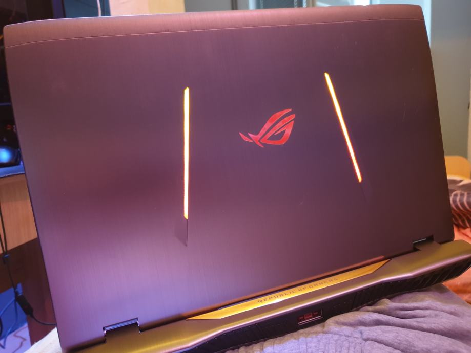 ASUS G701, NAJJAČA VERZIJA LAPTOPA!