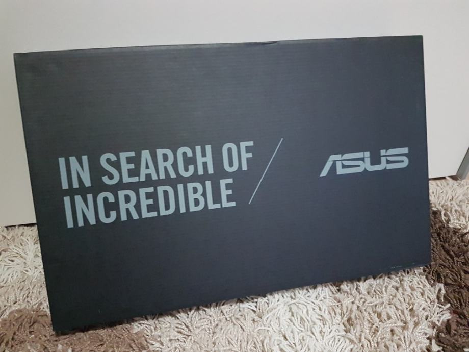 Asus laptop L502S bijeli