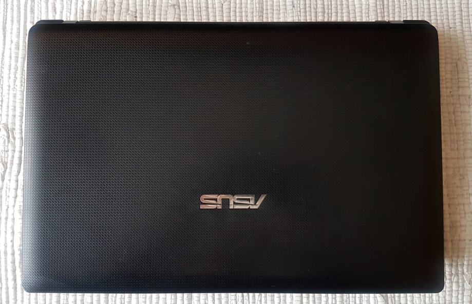ASUS laptop X54HR-SX200D i3 4GB RAM, HD7470M 1GB, SSD 120GB, HDD 500GB
