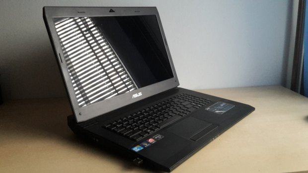 ASUS ROG G73, 17,3 EKRAN, VRHUNSKI LAPTOP, GAMING LAPTOP