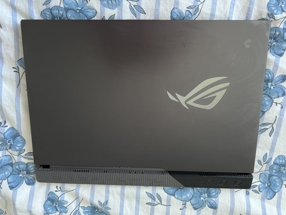 Asus ROG STRIX G15 16gb rama *ZAMJENA ZA PS5*