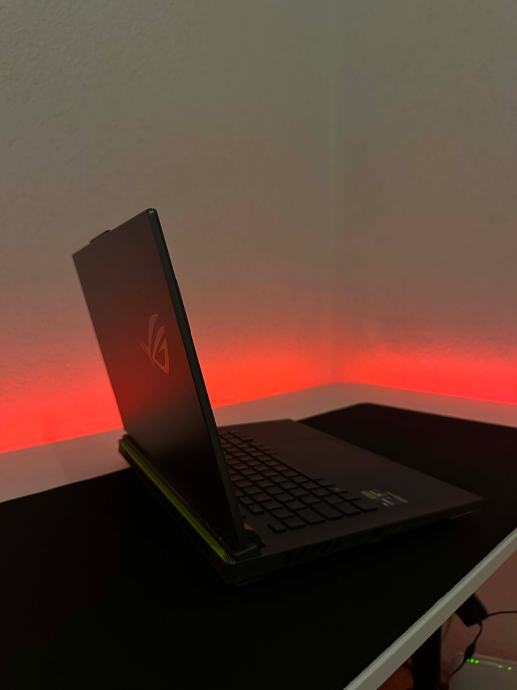 ASUS ROG Strix G16 Gaming Laptop – i9 / RTX 4070 / 32 GB RAM