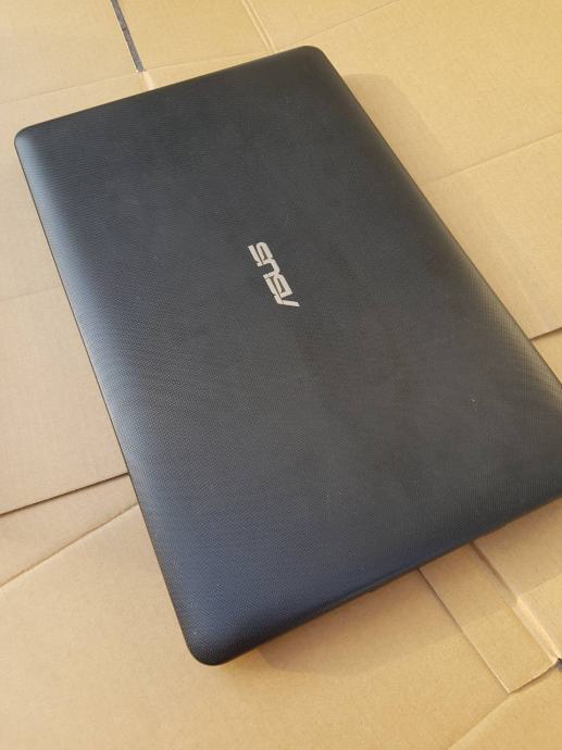 Asus X751M 17,3” HD+ LED