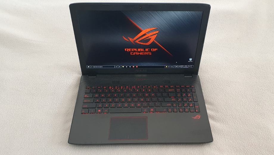 Gaming Asus ROG,i7,12 gb ram,FHD IPS 15,6,ssd,NVidia GTX 960