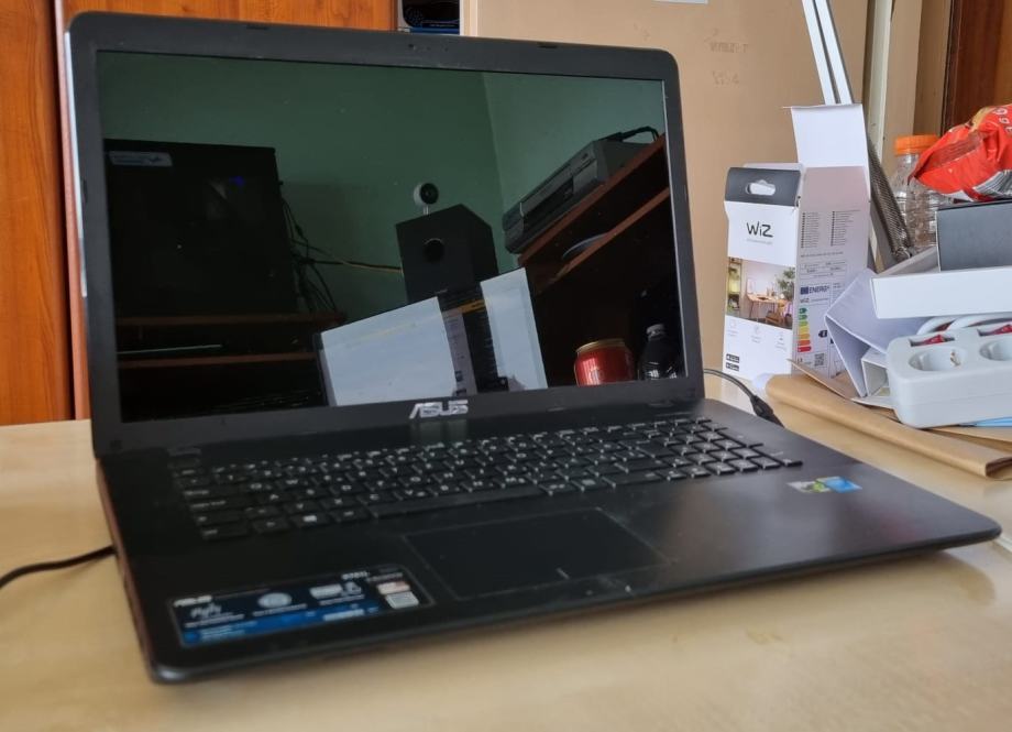 Laptop Asus - Core-i5 /8Gb /256GbSSD /GTX820M /17.3FullHD /Win11