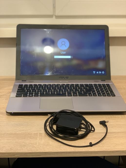Laptop ASUS X541U SonicMaster
