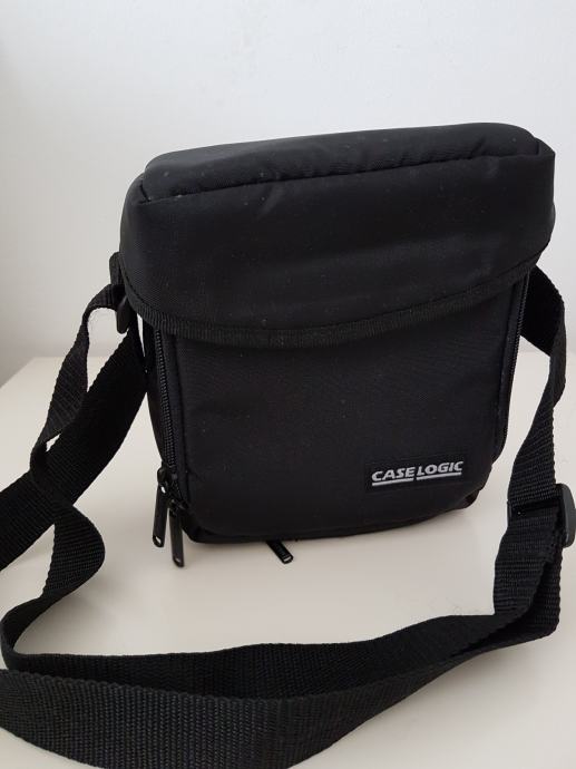 Case Logic torbica za prijenosni CD player