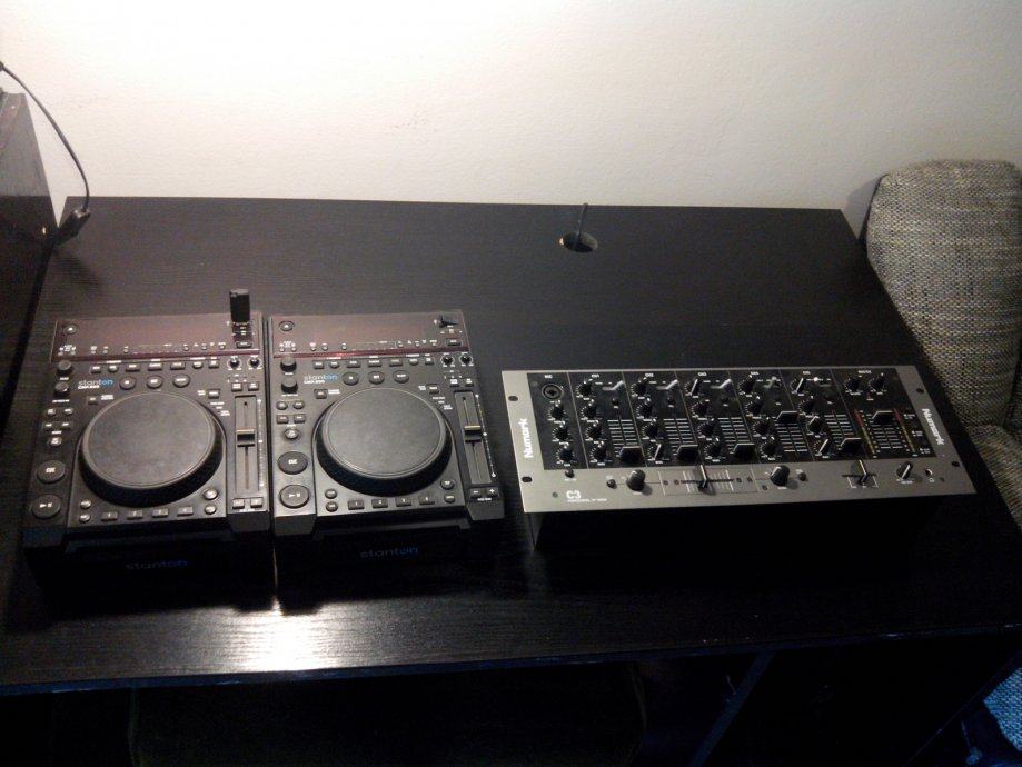 dj kontroler/player(USB/CD/MIDI) stanton CMP.800