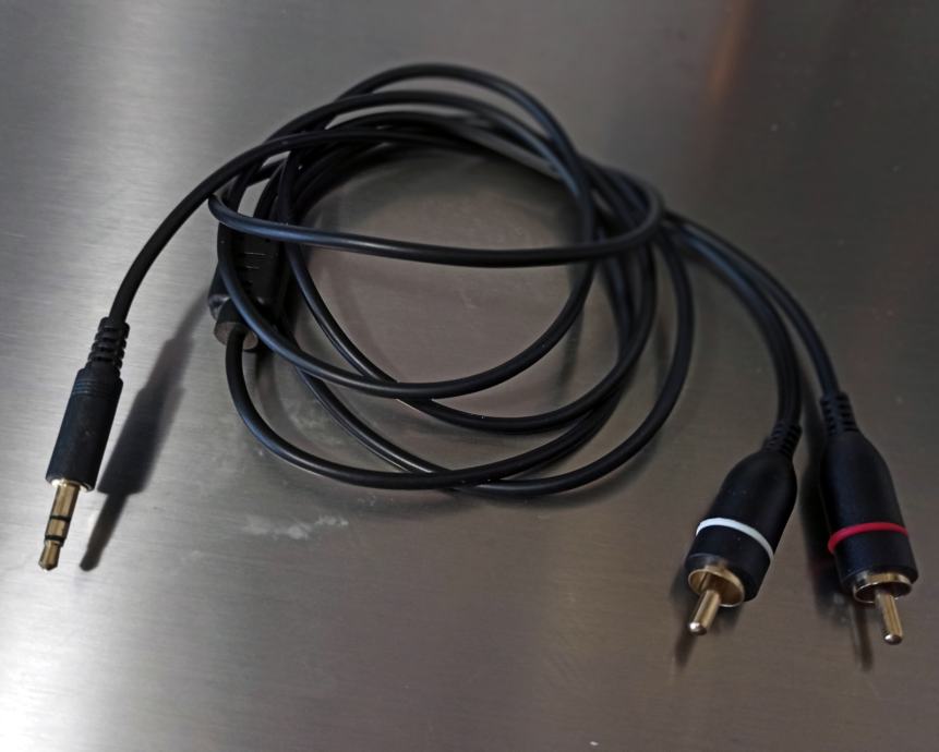 Kabel mini jack / činčevi - 1m
