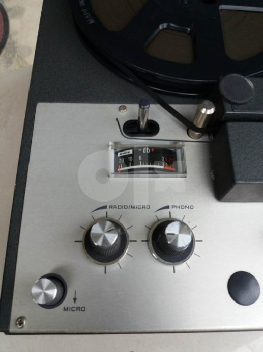 Magnetofon Uher Variocord 263 (1968 godina)