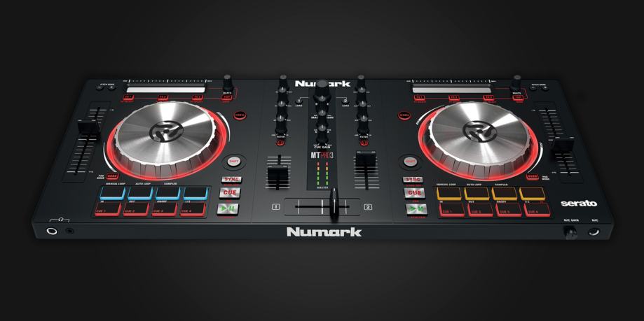 Numark mixtrack pro 3 mikseta DJ