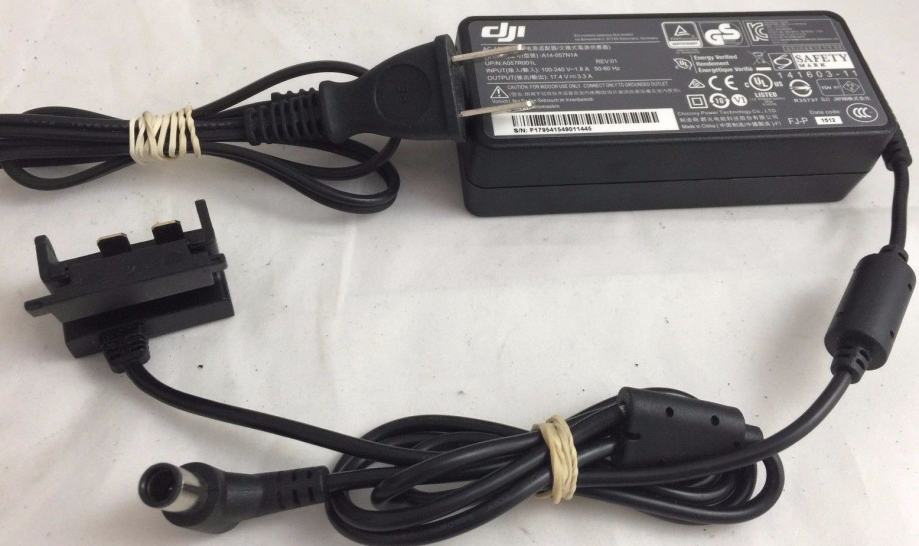 Dji Phantom 3 Baterija i punjač.