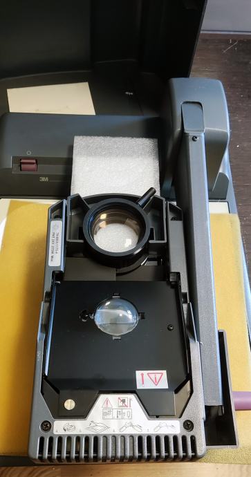 Grafoskop prijenosni 3M 2770 overhead projector