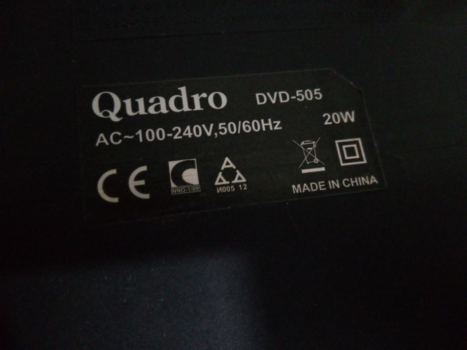 Mali cd dvd player QUADRO DVD-505 20W s orig. daljinsk., ima SKART+USB