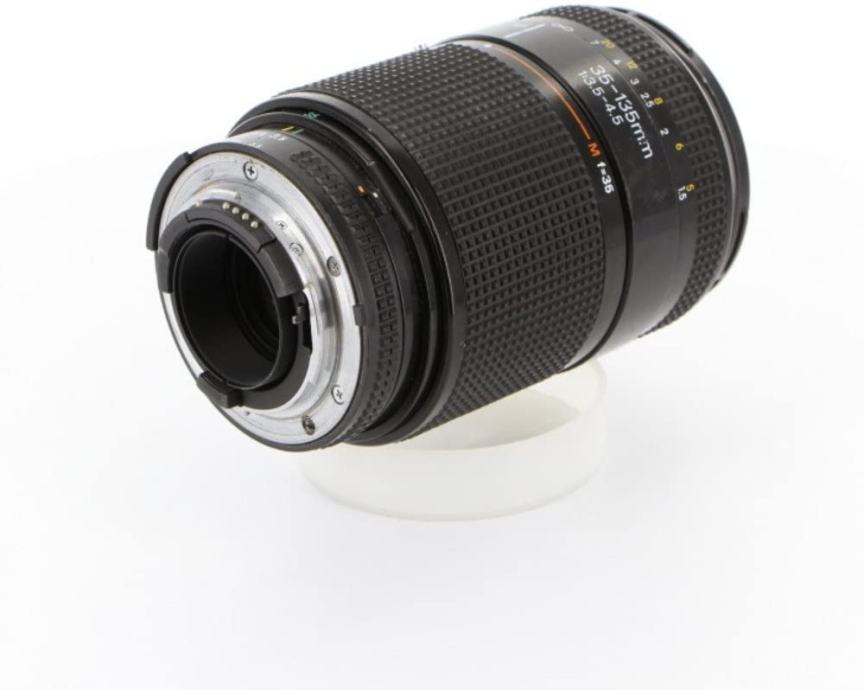 OBJEKTIV nikon F 35 nikkor 35-135mm