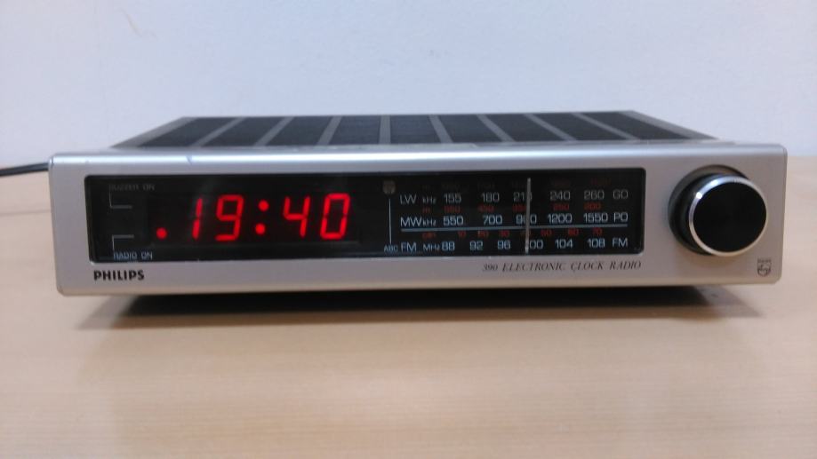 Philips 390 electronic Clock radio