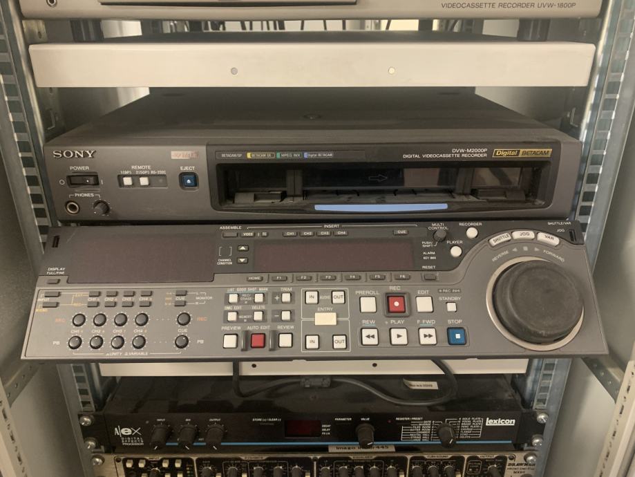 SONY DVW-M2000P Digital Betacam player/snimač