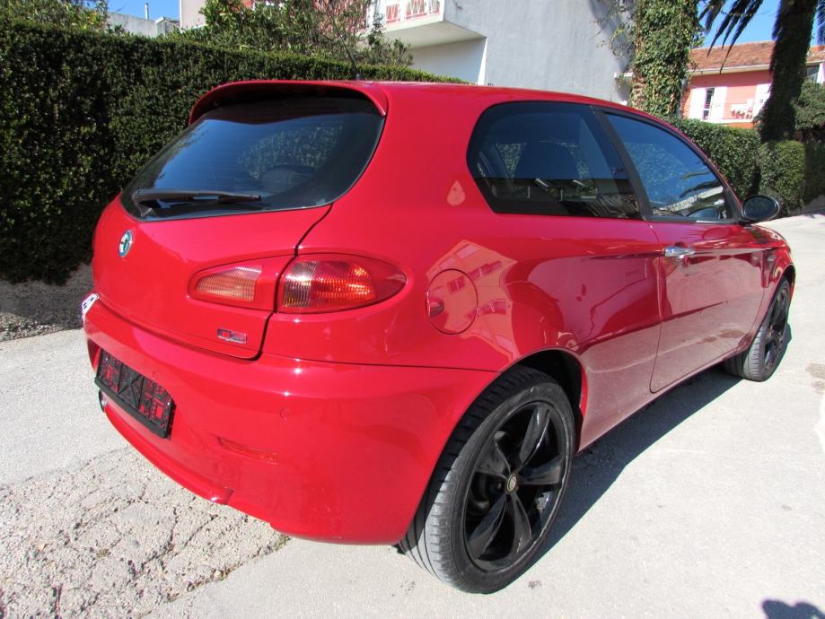 Alfa Romeo 147 1,9 JTd,2007,Q2-76808 KM!!!!!!!!!!!, 2007 god.