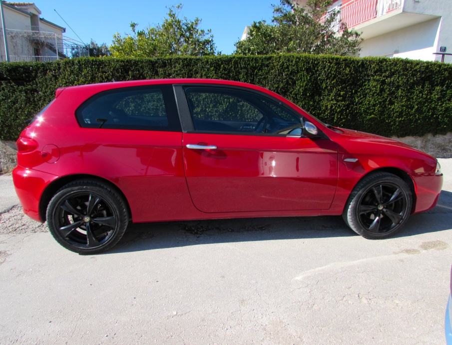 Alfa Romeo 147 1,9 JTd,2007,Q2-76808 KM!!!!!!!!!!!, 2007 god.