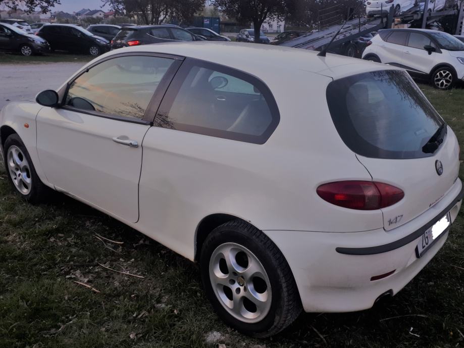 Alfa Romeo 147 2,0 TS / LPG, 2002 god.