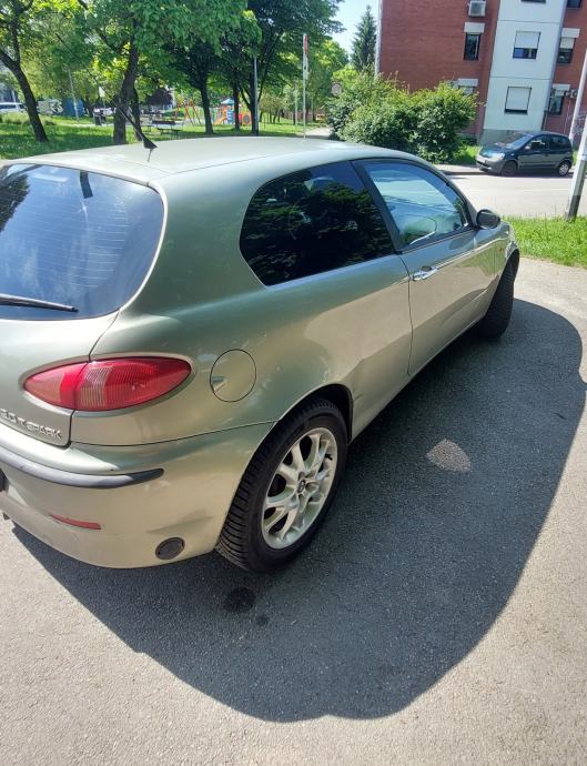 Alfa Romeo 147 2,0 TS-PLIN, 2002 god.